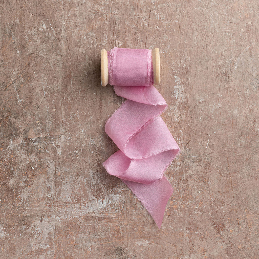 Silk Habotai Ribbon #17 CREPE – Big Daisy