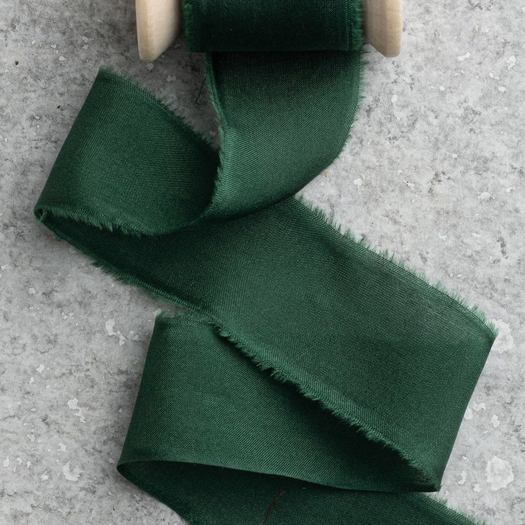 Silk Habotai Ribbon #57 EMERALD – Big Daisy